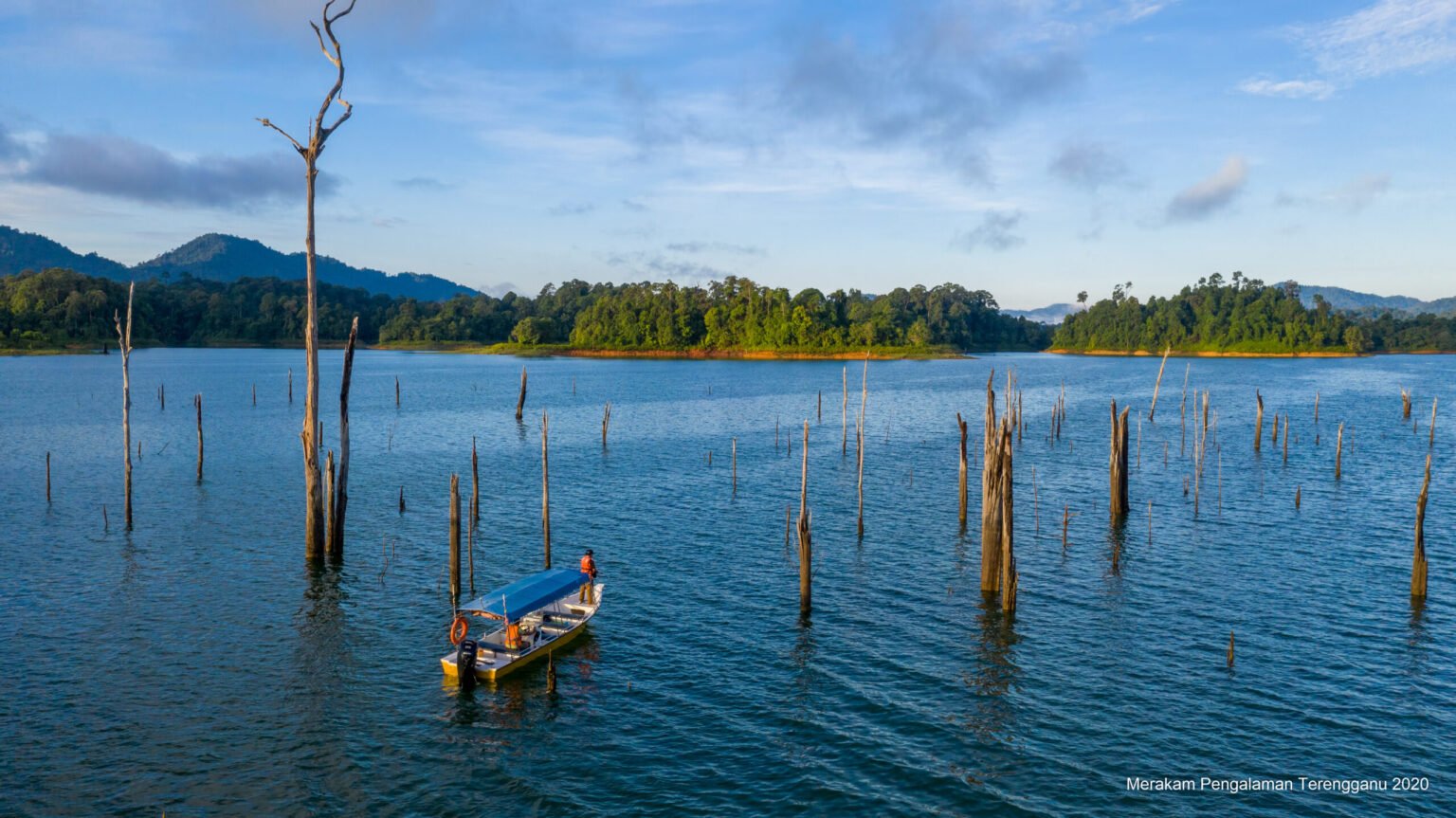 Top 10 Lakes in Malaysia for Nature Lovers | MyTrip Malaysia